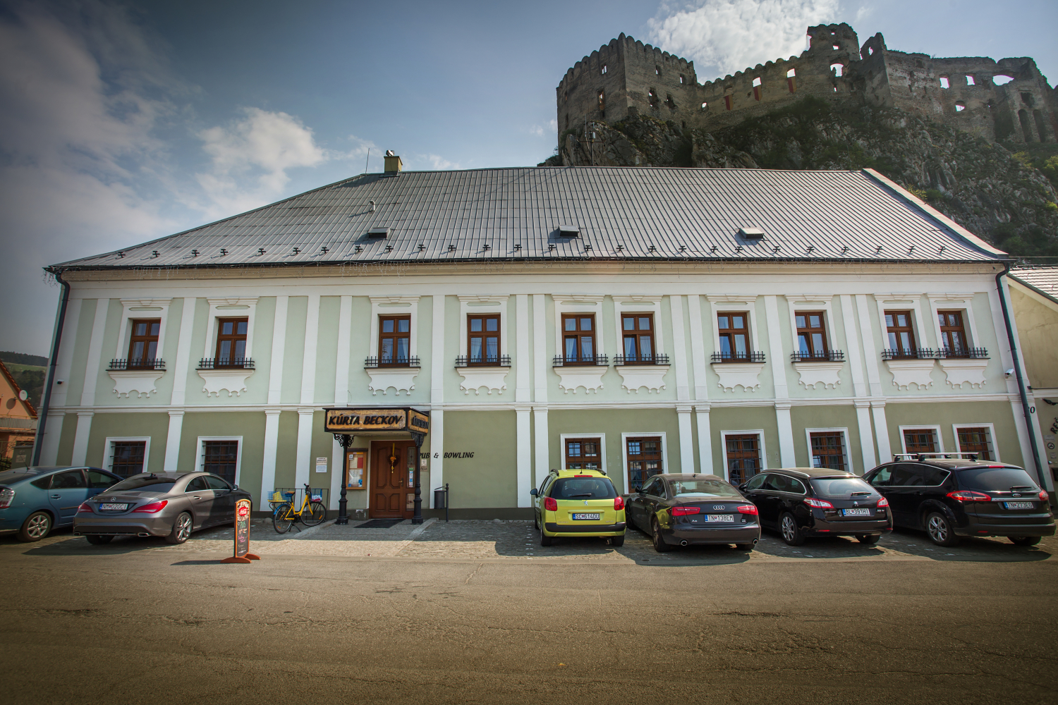 HOTEL | Kúria Beckov - Penzión